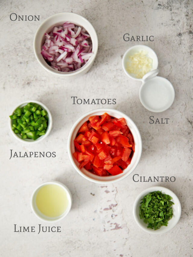 Chipotle Mild Salsa Recipe for Easy Pico de Gallo - Oh, That's Good